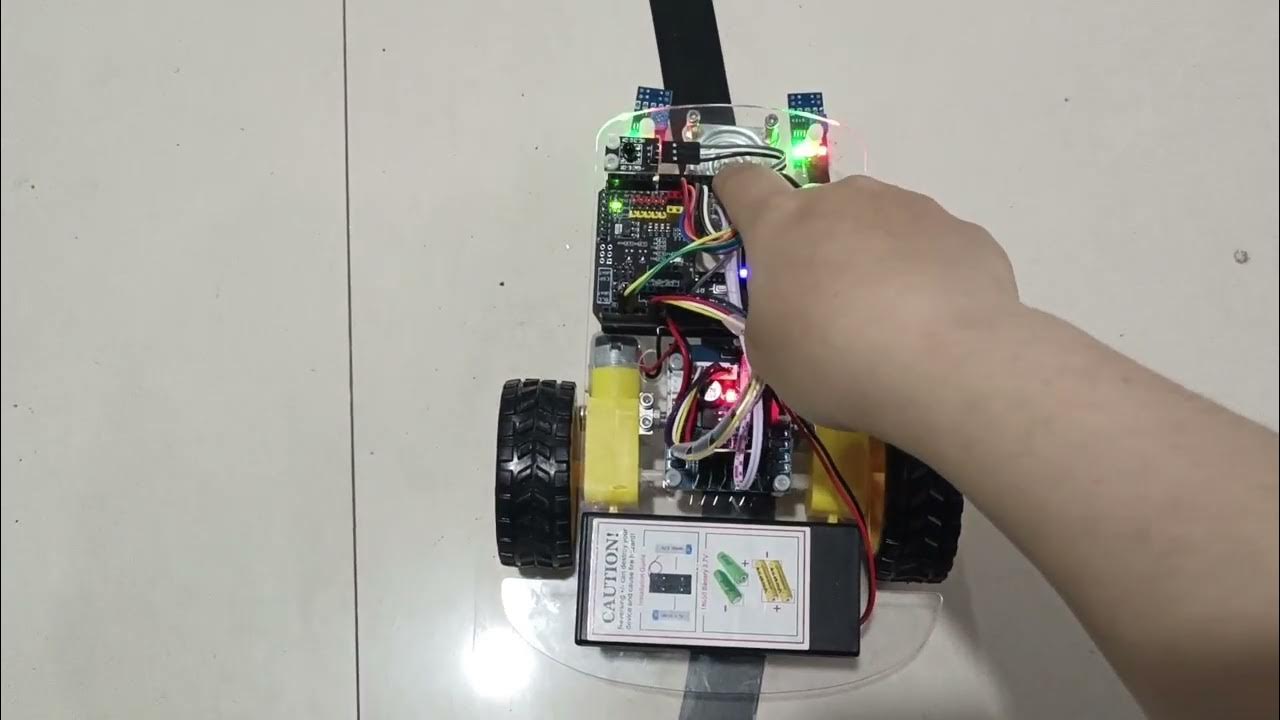 OSOYOO 2WD Robot Car Starter Kit Lesson 3 Line Tracking — Test - YouTube