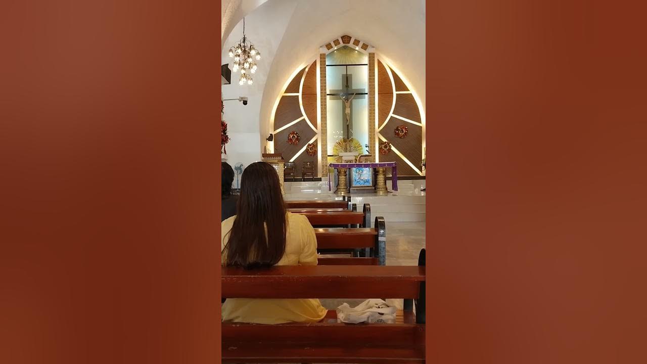 Mass at lipata minglanilla church. - YouTube