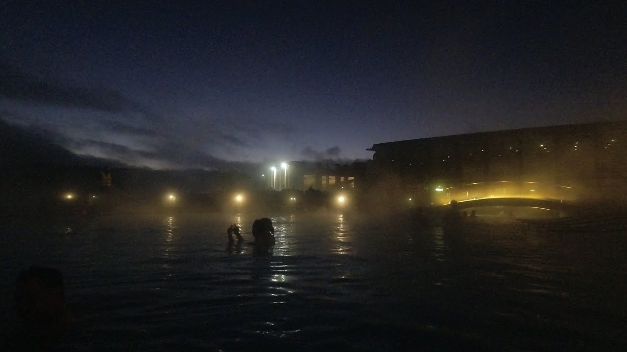 Fascinating Blue Lagoon at night in winter season | Trip to Reykjavik ...