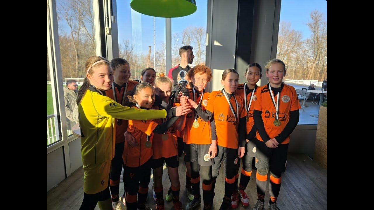 VV De Meern MO12-1 Deelname Spartaan Meidencup 2026 - YouTube