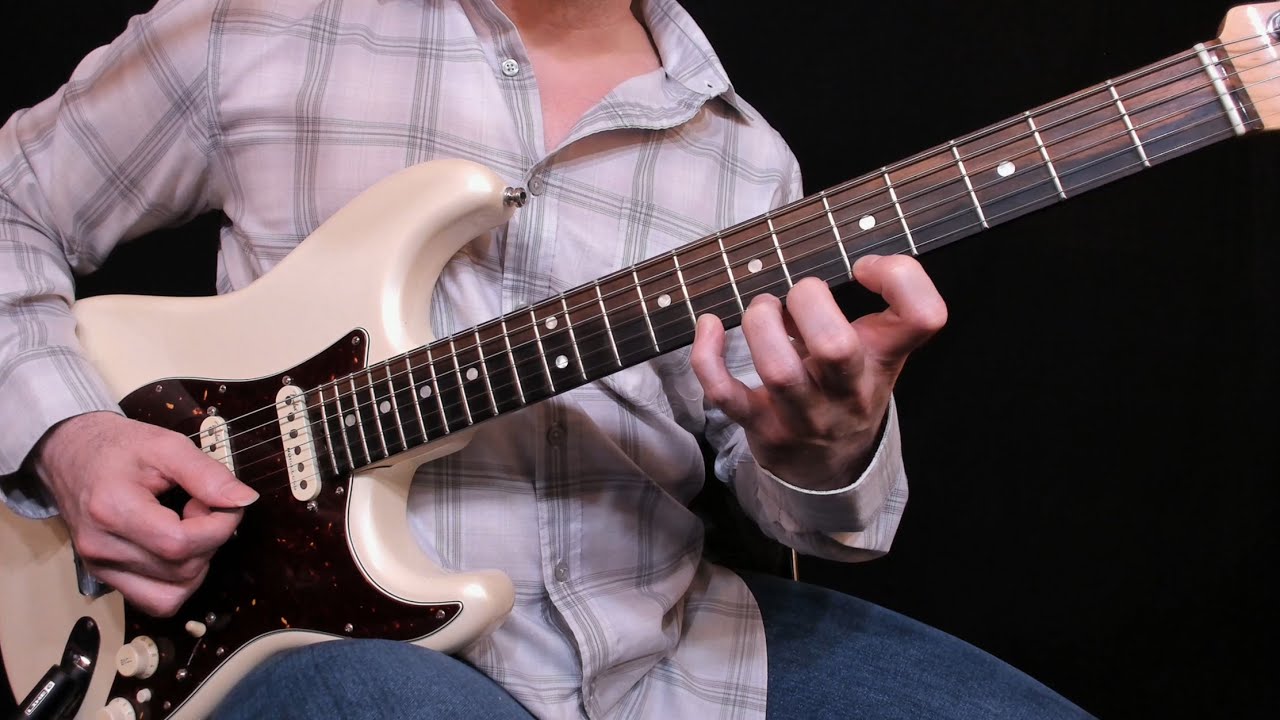 Proper Fretting Hand Alignment - YouTube