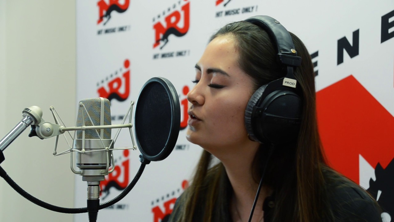 Mad World - Jasmine Thompson - Live @ ENERGY (Tears for Fears Cover ...