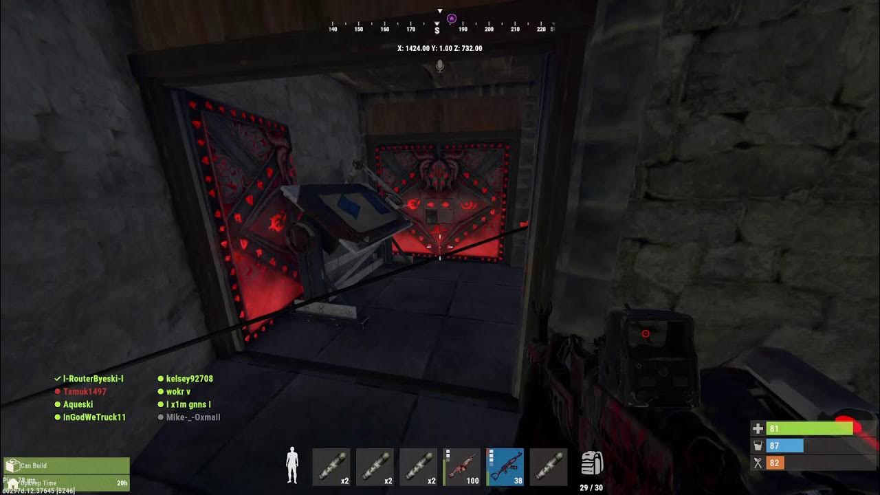 Rust console raid defense 7v17 - YouTube