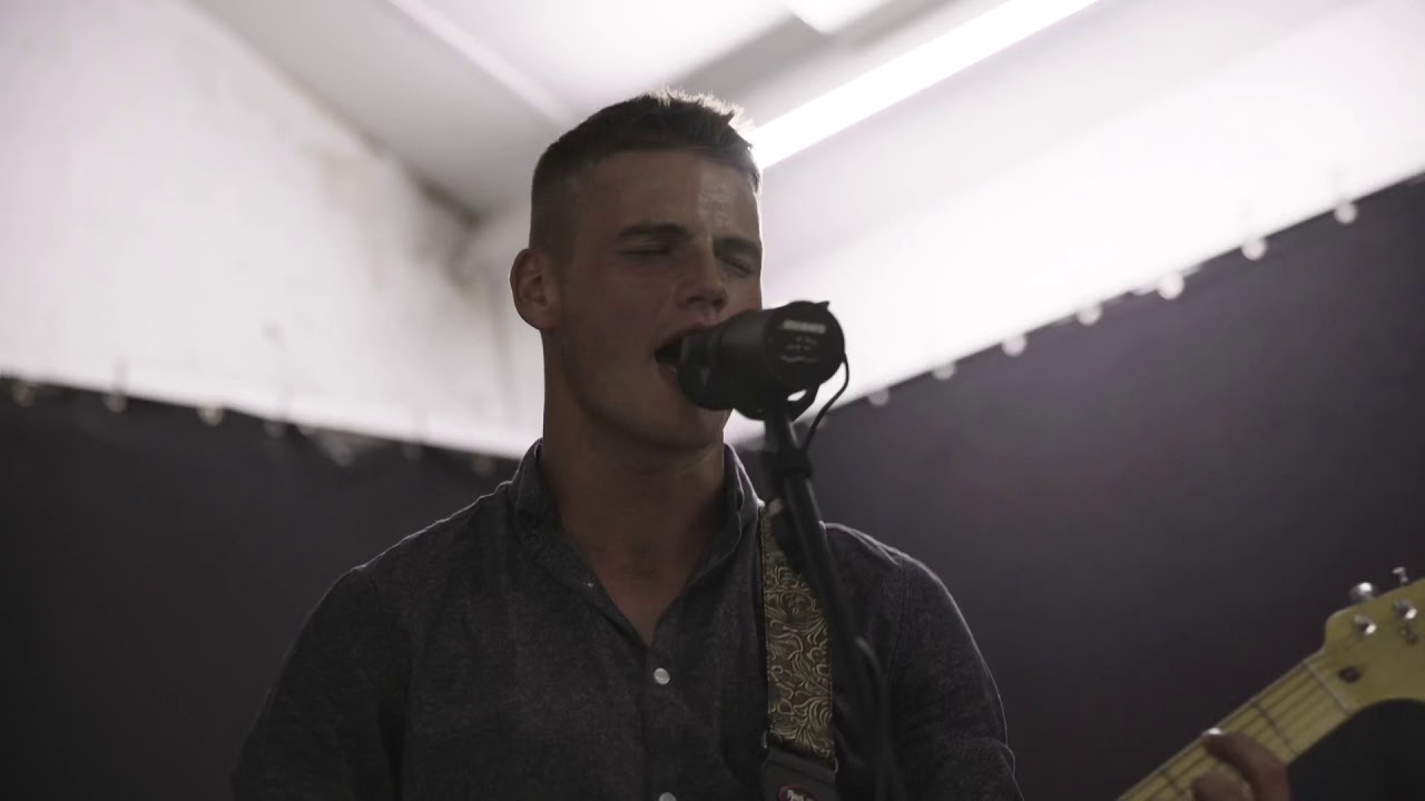 Bristol Gig Guide Live Sessions:Volume One with Mitch Sanders - YouTube