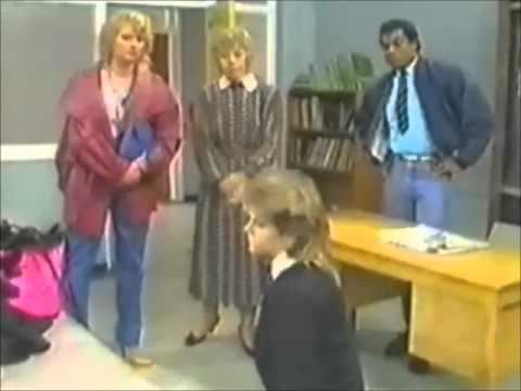 Grange Hill 80's - YouTube
