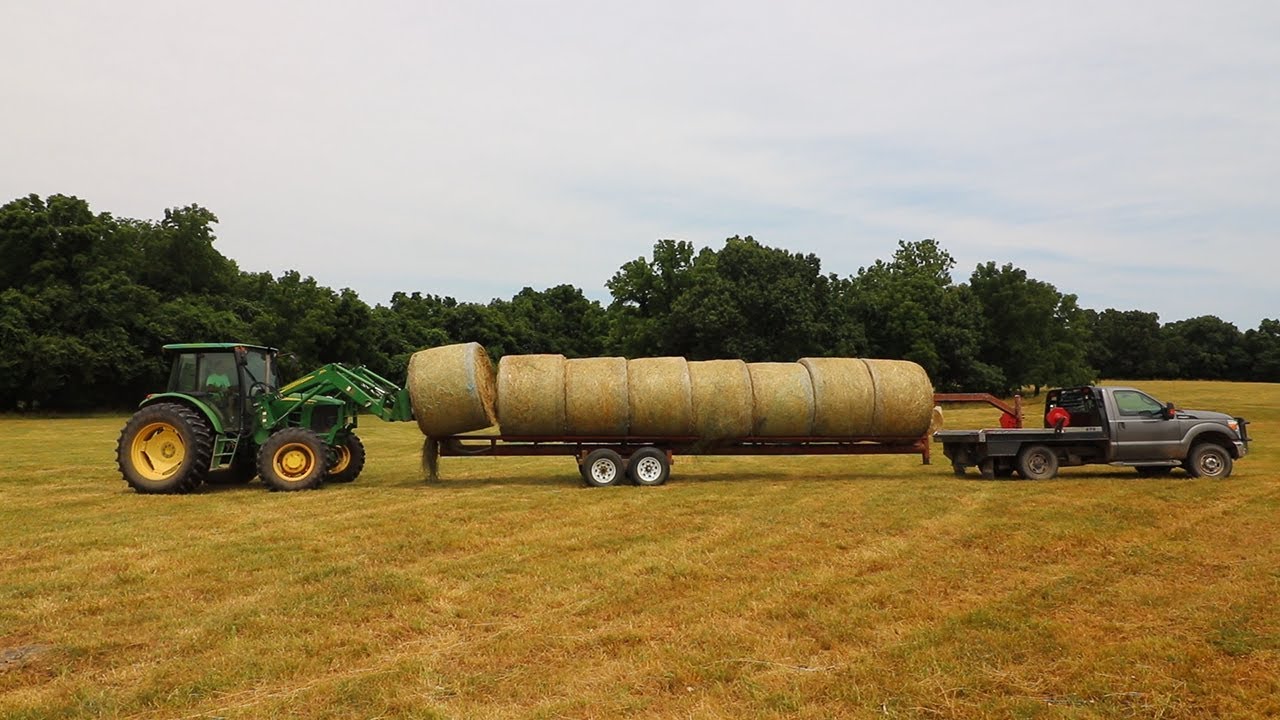 HAULING HAY! - YouTube