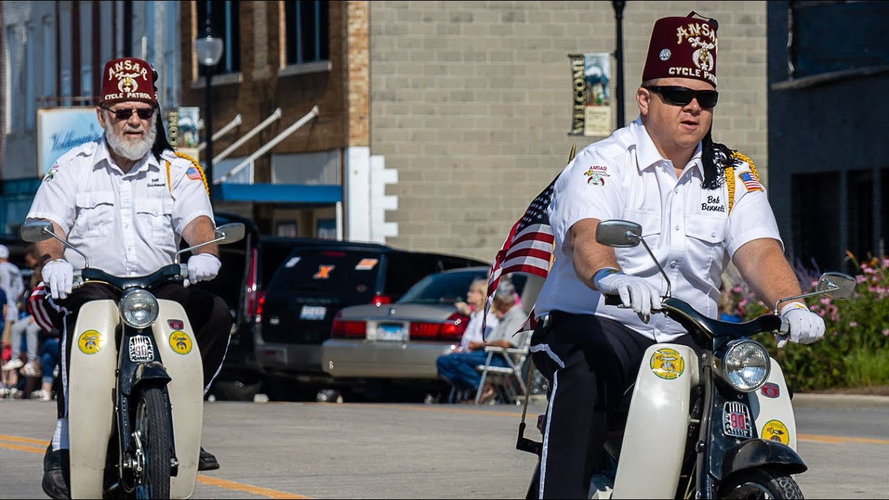 Mattoon Independence Day Parade - YouTube