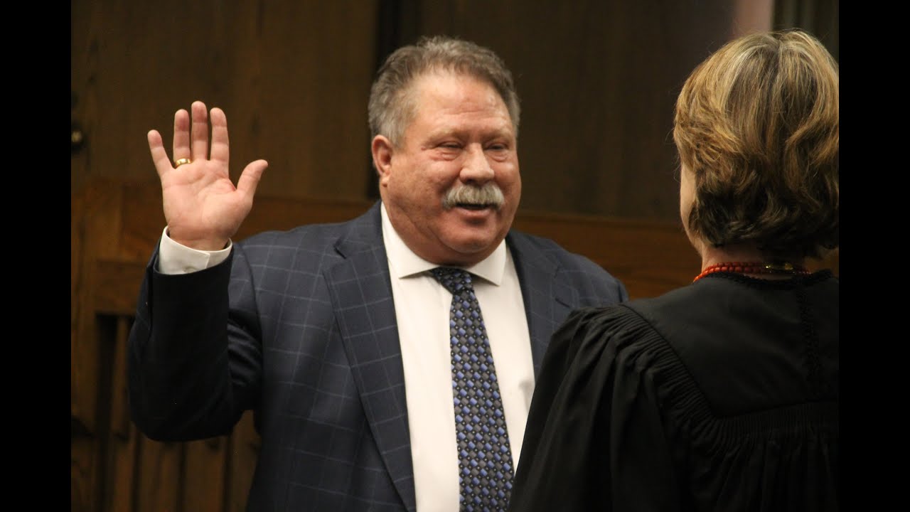 Tony Ross Swearing-In Ceremony - YouTube