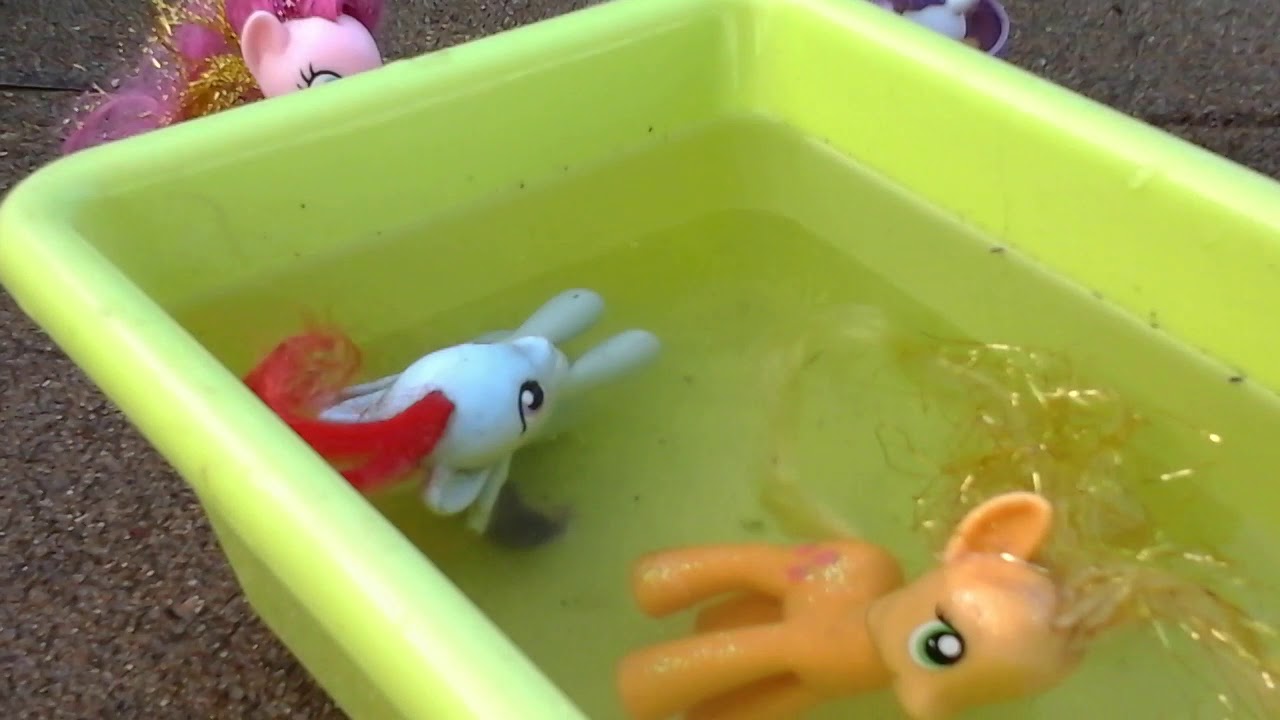 My little pony pool party part 2 plus stage CREATURE!!!!!!!!!!! - YouTube