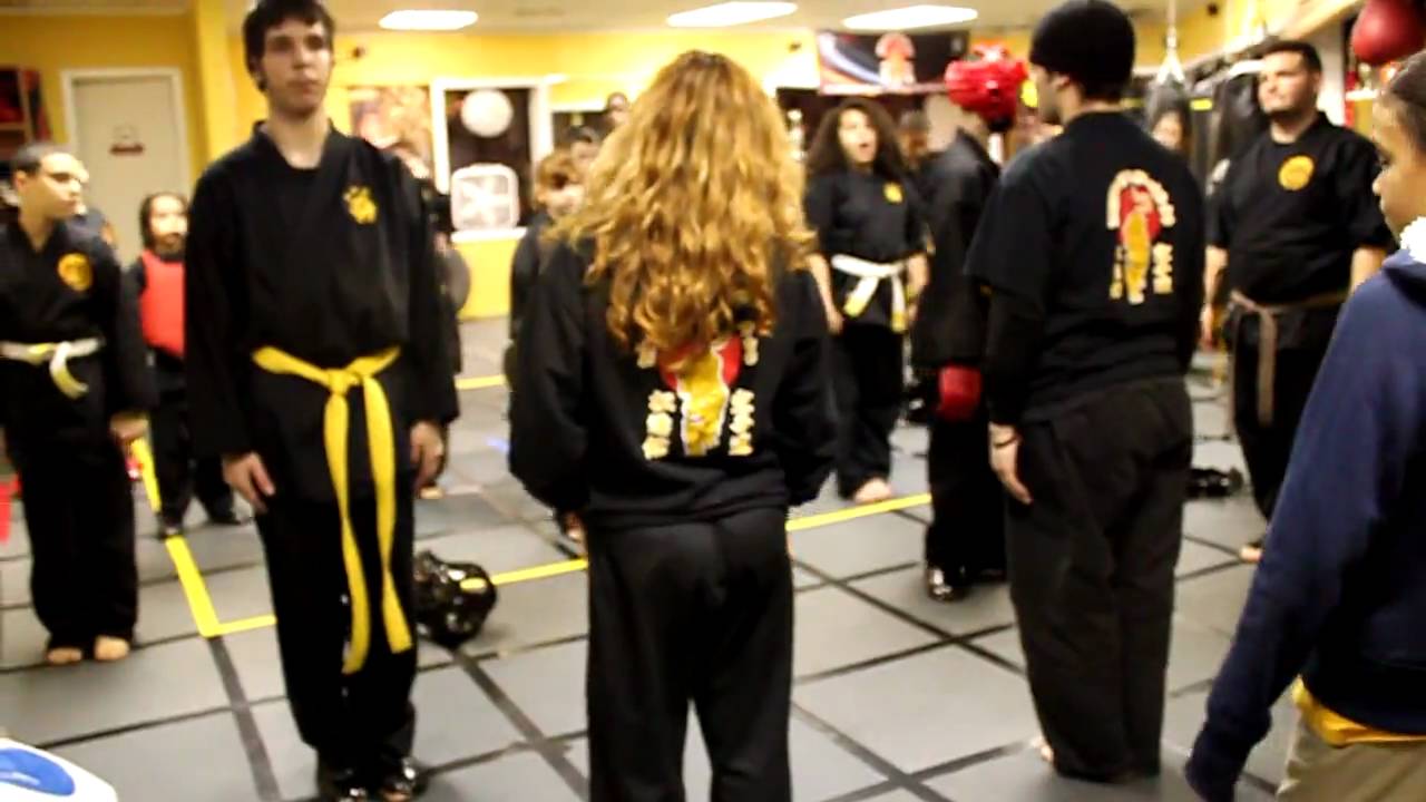 Shinsei Karate Do School Clip 2 - YouTube