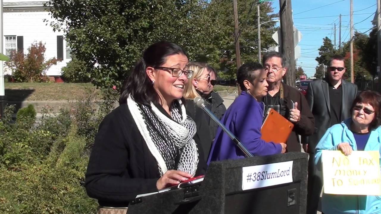 2016-10-15 Hope Artiste Village 05 Lori Barden - YouTube