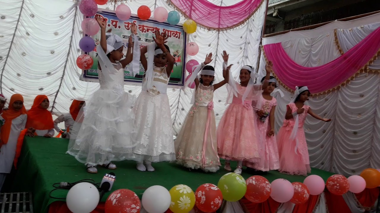 Papa mere papa...... Z. P. Urdu girls school jamner class first student ...