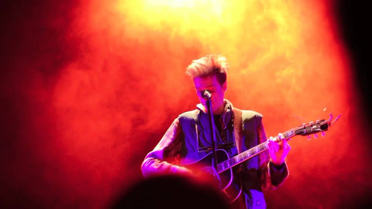 Atlas Sound - Parallax live at the Bowery Ballroom 12/18/11 - YouTube