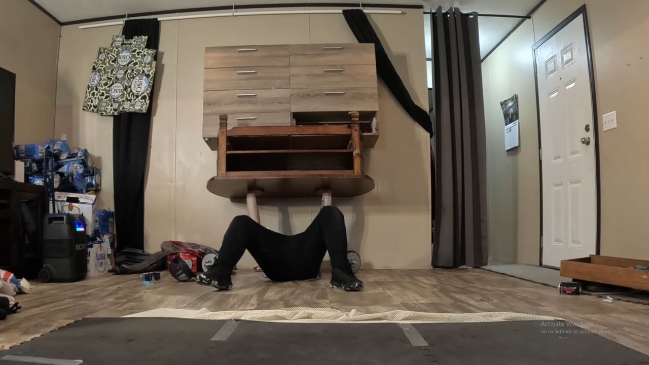 Bench-pressing and doing flips on beer - YouTube