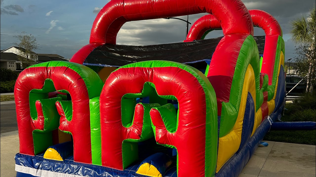 Walkthrough a 40’ Inflatable Obstacle Course - YouTube