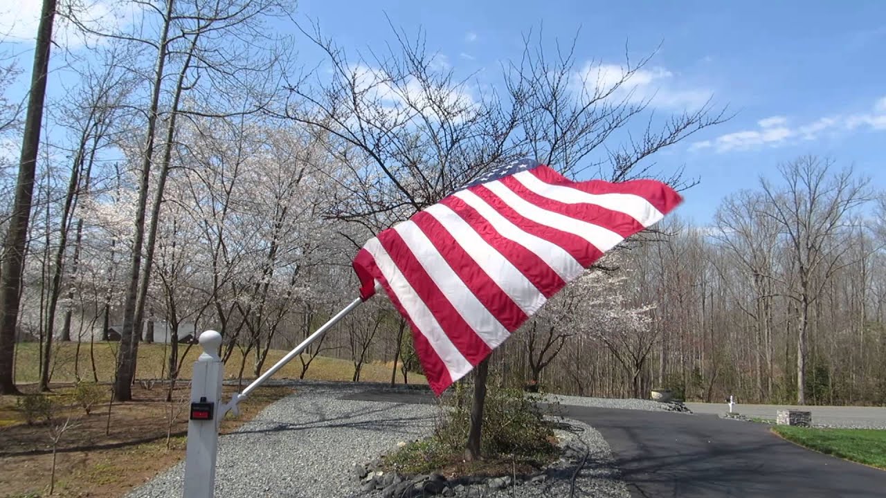 Old Glory waving in the wind - YouTube
