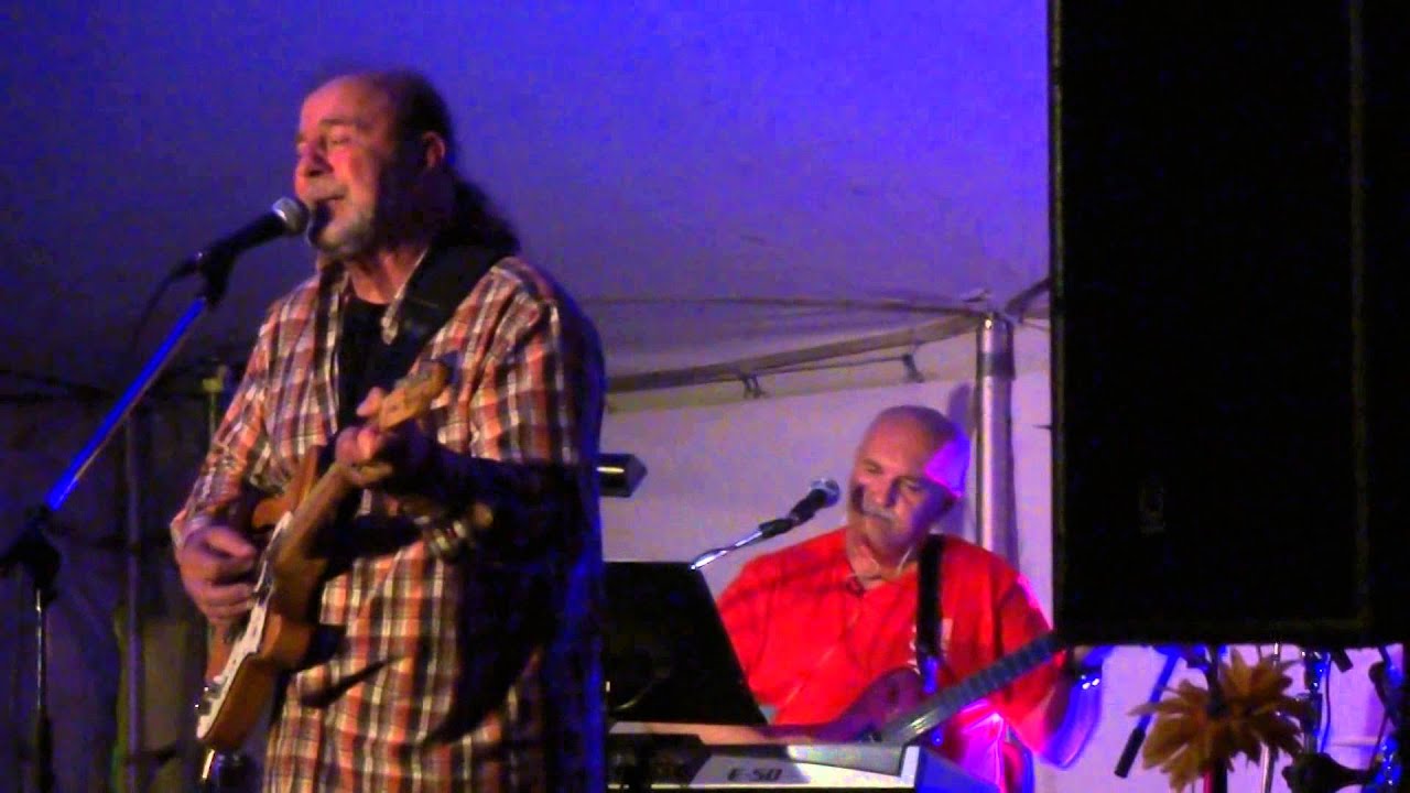 ALBERT BABIN ET TI PIERRE ET TI FRERE CE SOIR FAIS MOI DANSER - YouTube