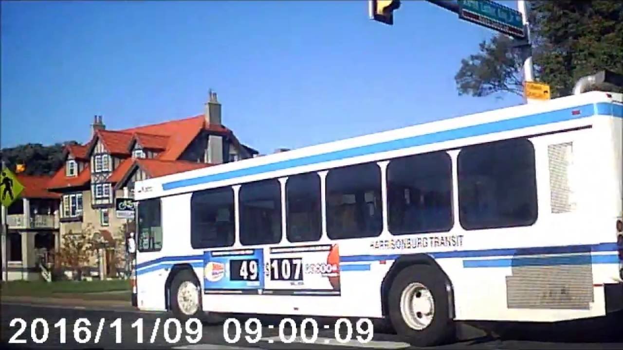 hdpt bus 2012 almost crashing - YouTube