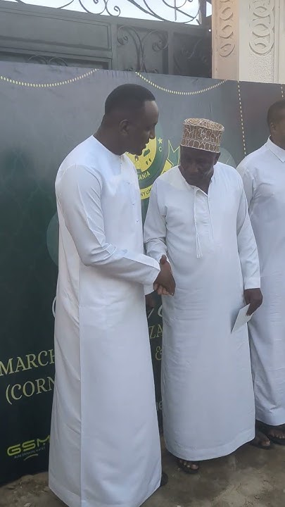 HUYU MZEE SAIDI WA SIMBA ANAMAPENZI SANA NA RAIS WA YANGA - YouTube