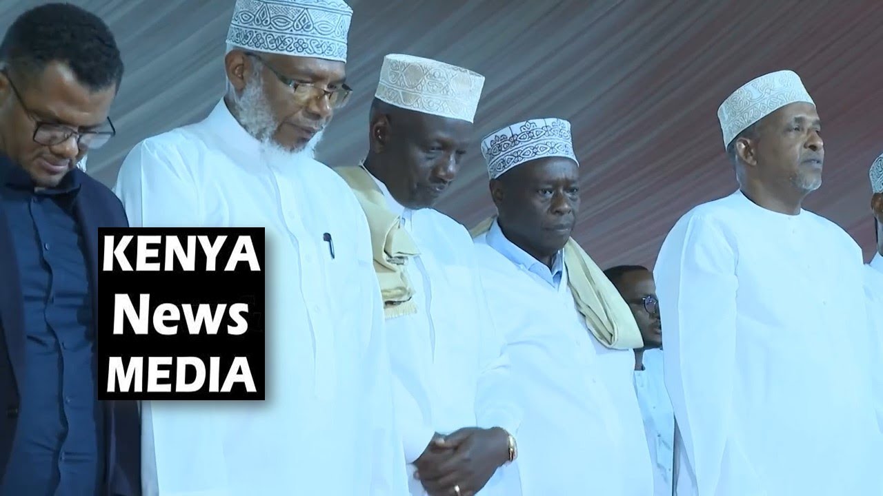 President Ruto & Rigathi Gachagua Pray at Muslim Iftar State House ...