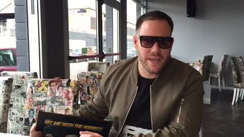 Dj Katch conquista il disco d'oro con The Horns - YouTube