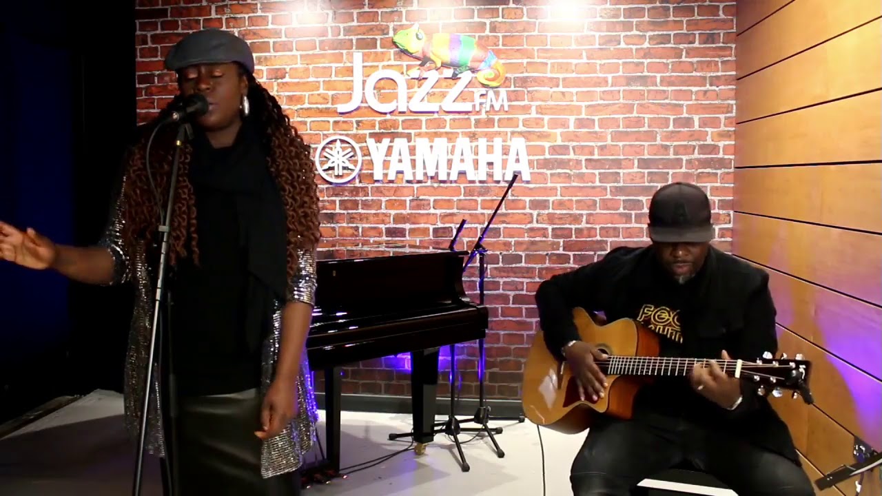 Hil St. Soul live in session at Jazz FM - YouTube