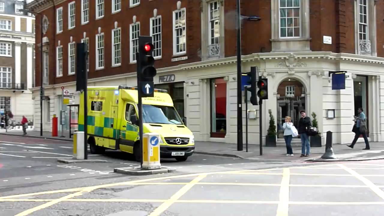 Mercedes Sprinter / London Ambulance Service / Emergency Ambulance ...