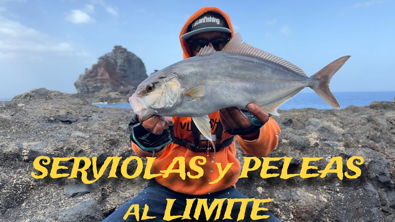 SERVIOLAS y PELEAS al LÍMITE / Shore jigging médium heavy - YouTube