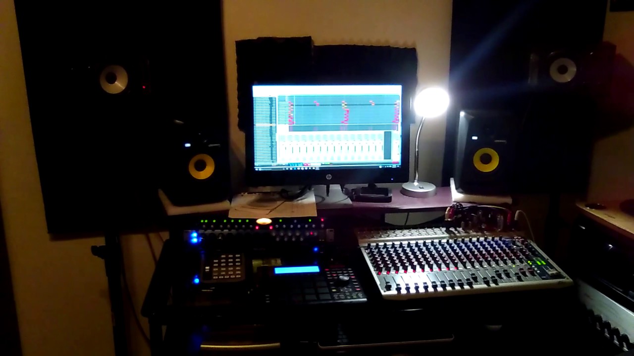 Smoke-Out -Records recording studio. - YouTube