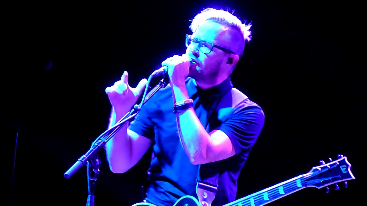 Breaking Benjamin - Evil Angel (live in St Petersburg 2017) - YouTube