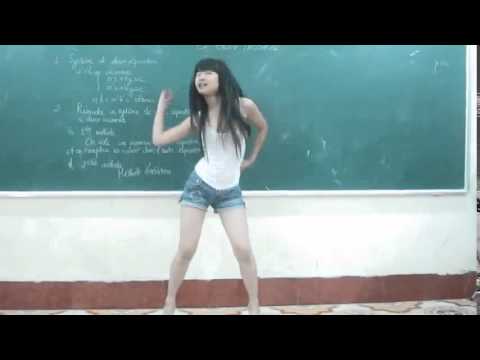 Koreli kızdan süper dans höhhööyyttt =)