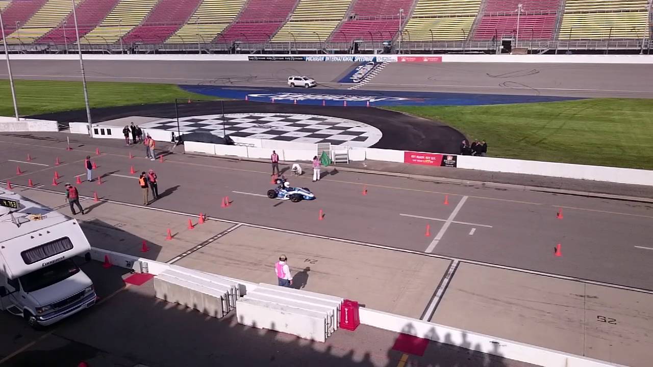 UniBS Motorsport - Accelerazione - Formula SAE Michigan 2016 - YouTube