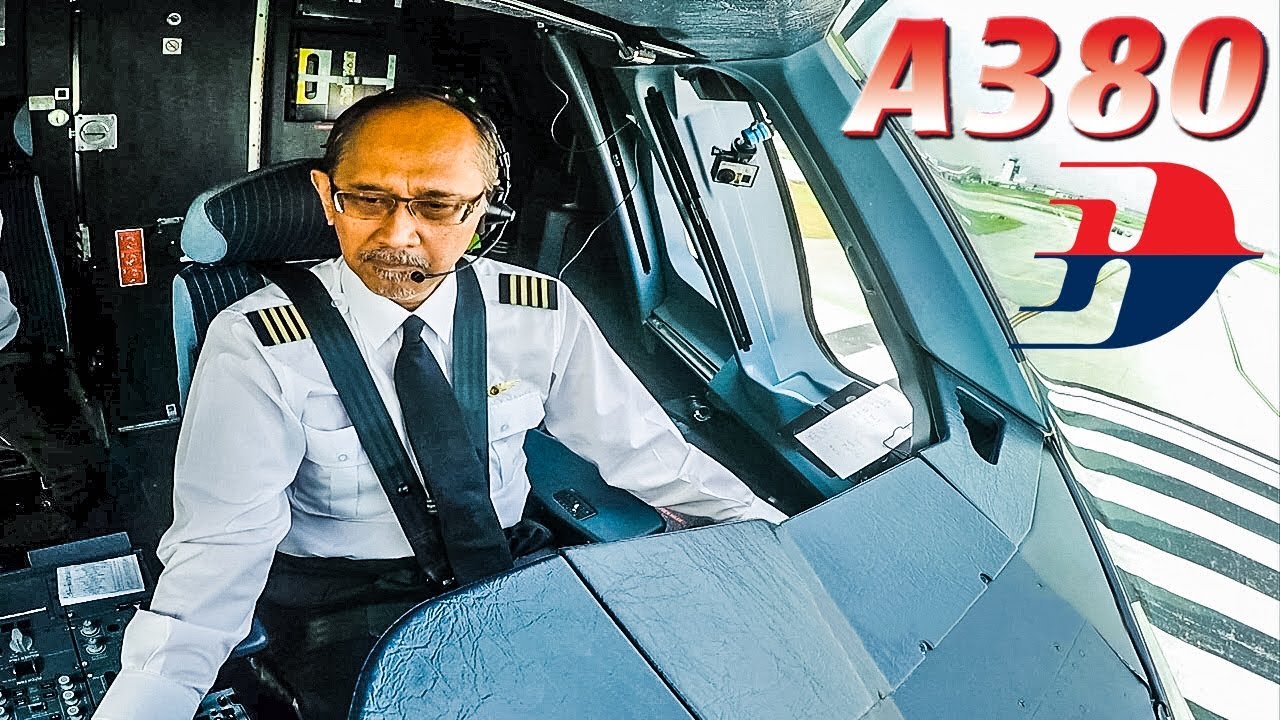 Great View of AIRBUS A380 Captain during takeoff! - YouTube