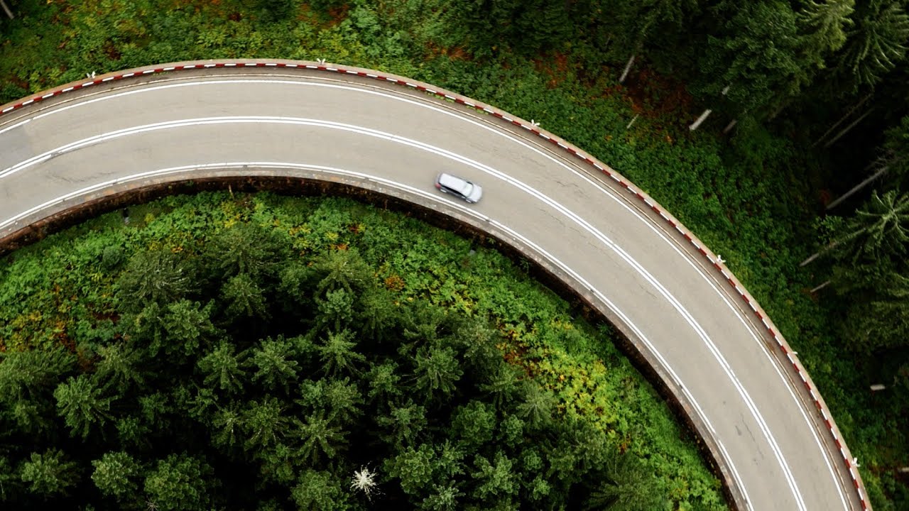 Ford Focus ST TDCI Estate Tackles the B500 in The Black Forest, Germany ...