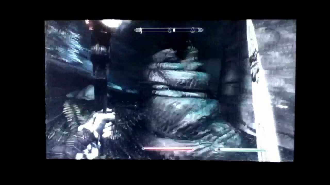 Skyrim Walkthrough Episode 7: Crouching Elykan, Stolen Dragon Claw ...