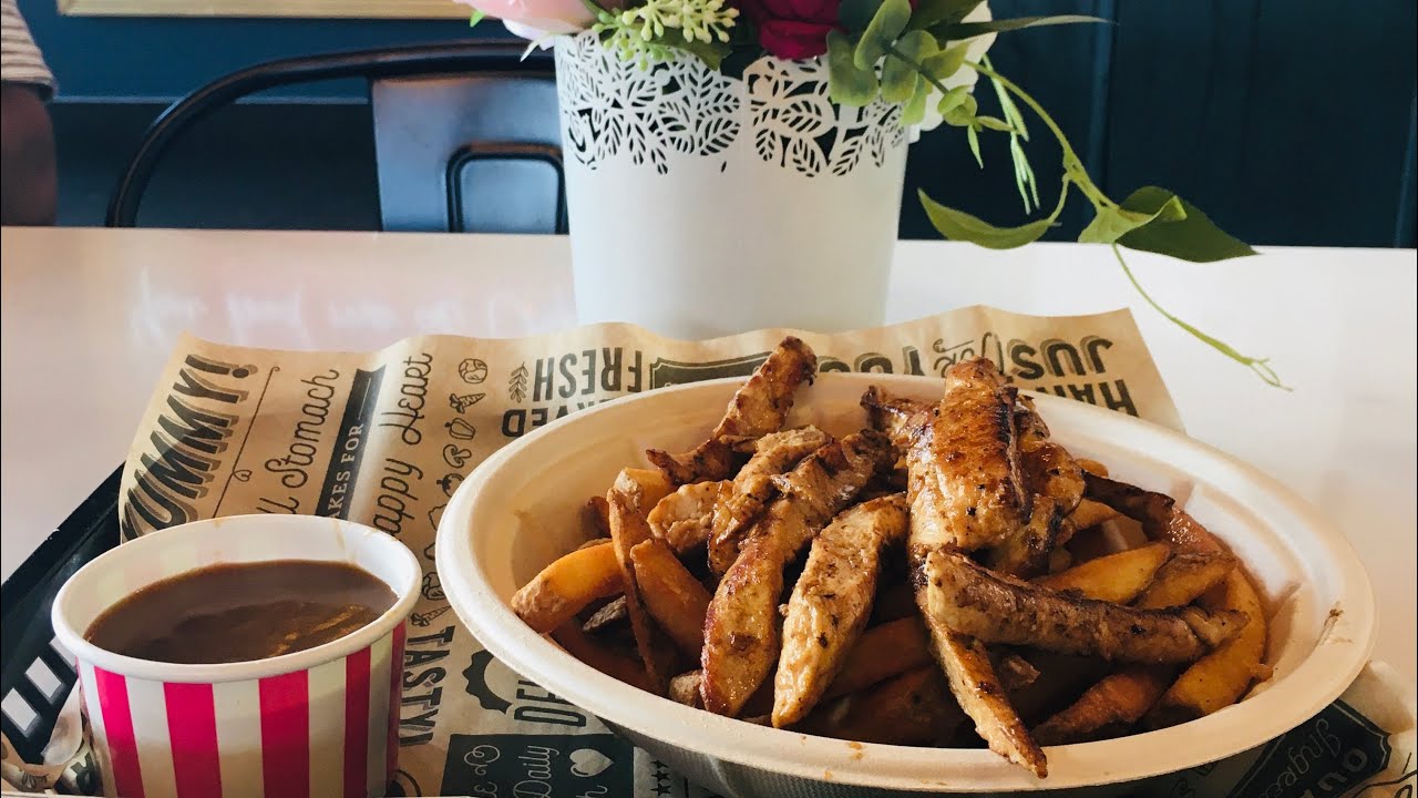 Best Poutine In Michigan? | Vlog 4 - YouTube