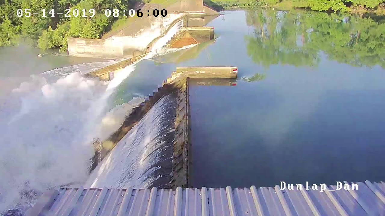 Spillgate at Lake Dunlap fails - YouTube