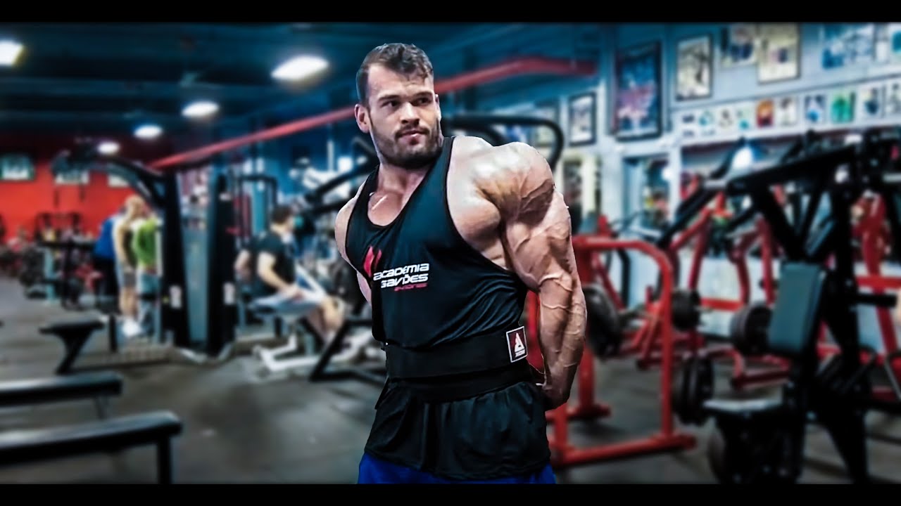 Es geht ins POWERHOUSE Gym - Emir bei der NEW YORK PRO - YouTube