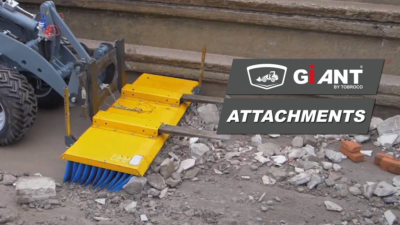 BROOM TO SWEEP MATERIALS AND MAINTAIN YOUR PROPERTY // TOBROCO-GIANT ...