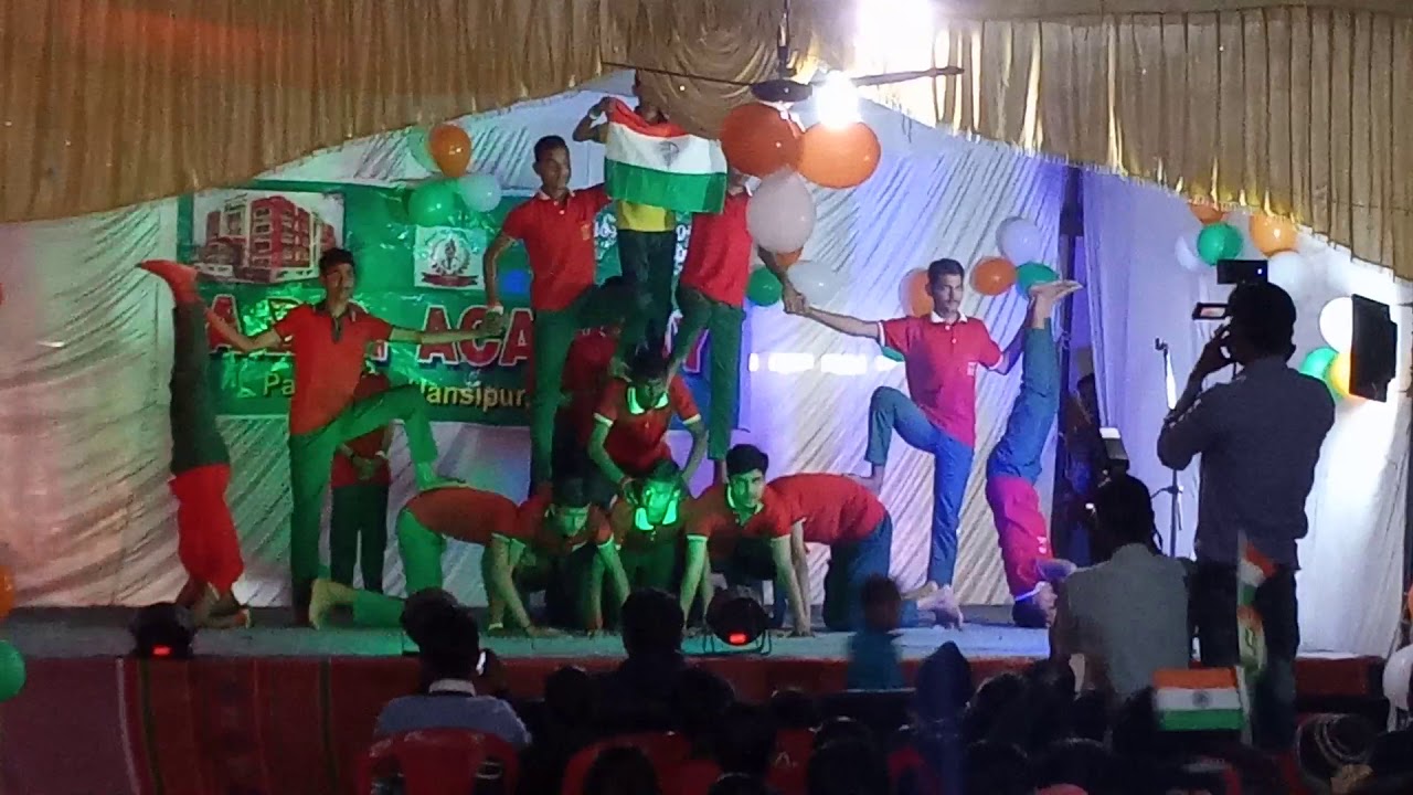 Amazing pyramid formation by school student school student on republic ...