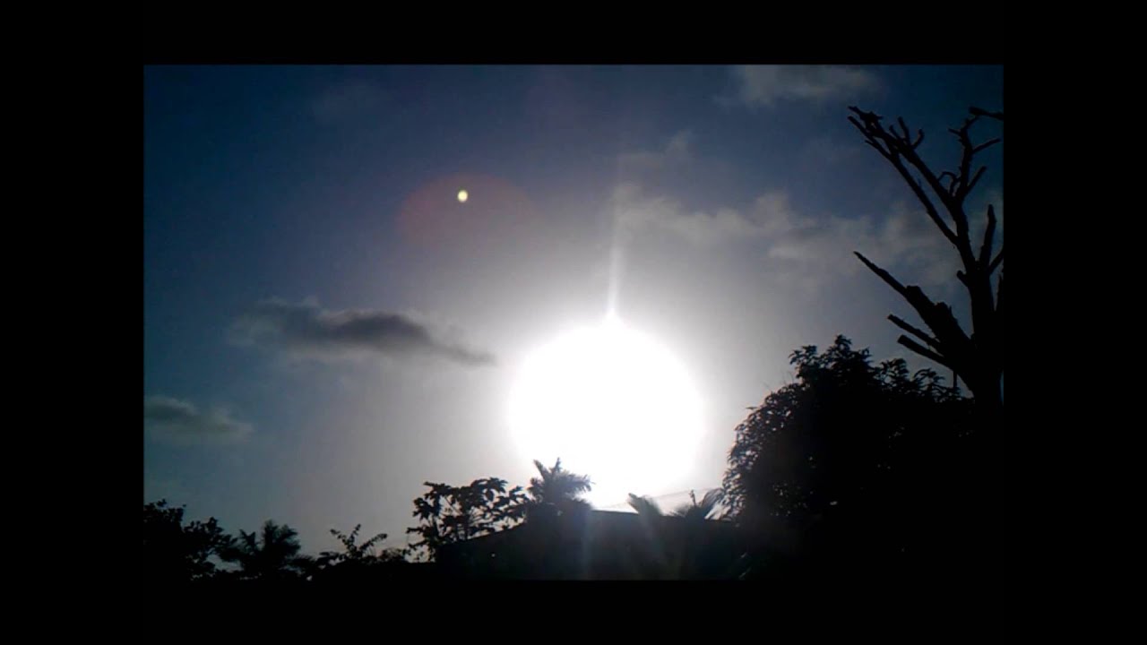 Nibiru Eclipse 22 Oct 2014 - YouTube