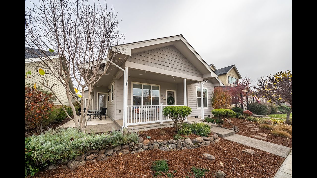 1078 N. Haskell Street, Central Point, OR - YouTube