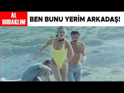 Al Dudaklım Türk Filmi | Oya'nın Peşine Düşüyorlar