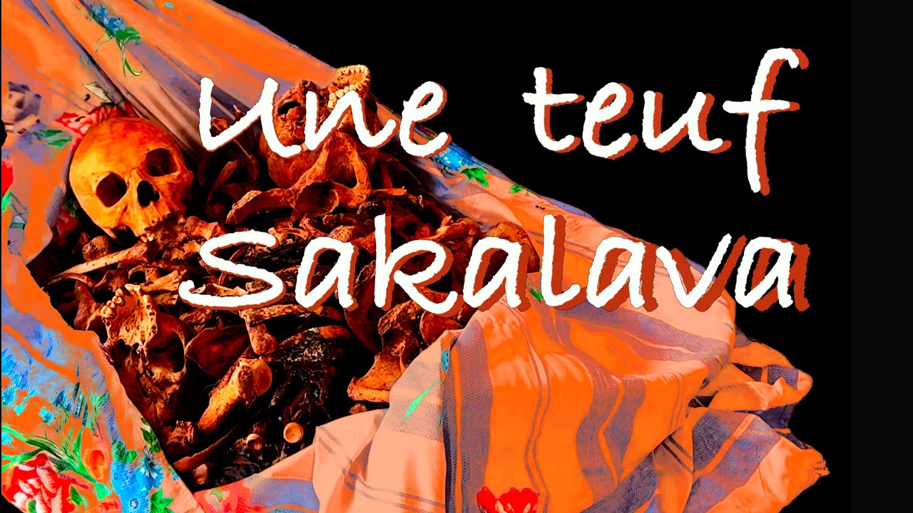 Une fête Sakalava dans le Menabe - YouTube