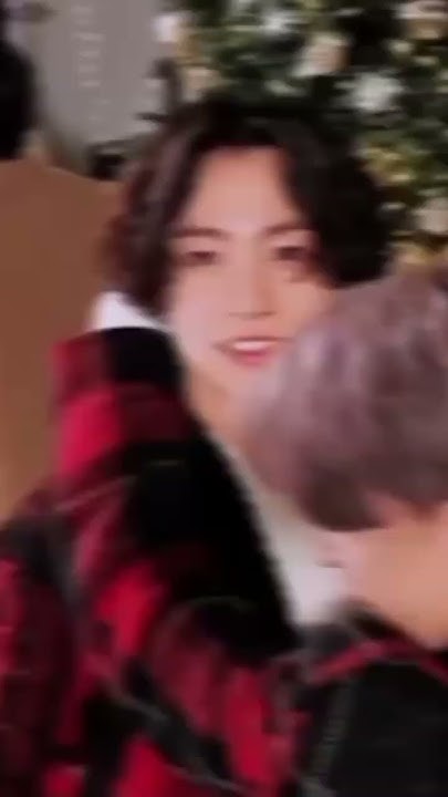 #bts🍾🥂🥂☃️ #wepurpleyoubtsandbtsarmy ️🇰🇷💜💜#btsarmy #kimtaehyunghindisongedit #kpop ,# ...