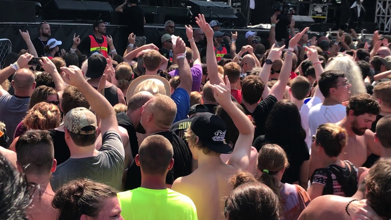 Ozzy Osbourne I Don't wanna Change Moonstock 2017 - YouTube