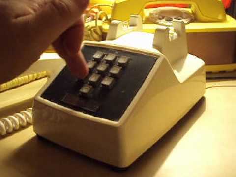 1964 WESTERN ELECTRIC 1500 TOUCH TONE DESK PHONE