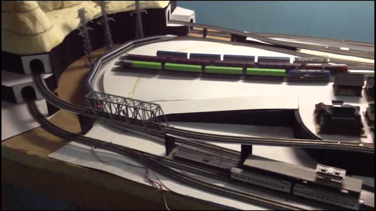 Testing 3: Kato N-Scale Unitrack Layout - YouTube