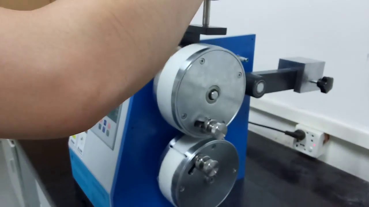 (GW-054)Hook & Loop Adhesive Button Fatigue Testing Machine - YouTube