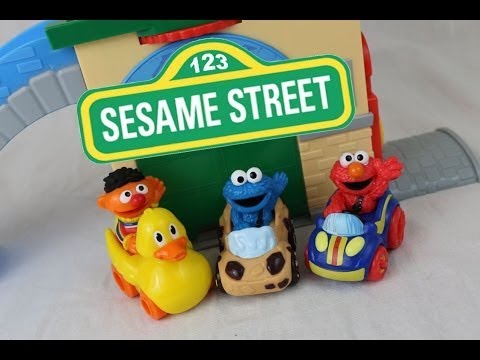 Sesame Street Cookie Monster Bert & Ernie's Tune-Up Garage Come 'N Race ...